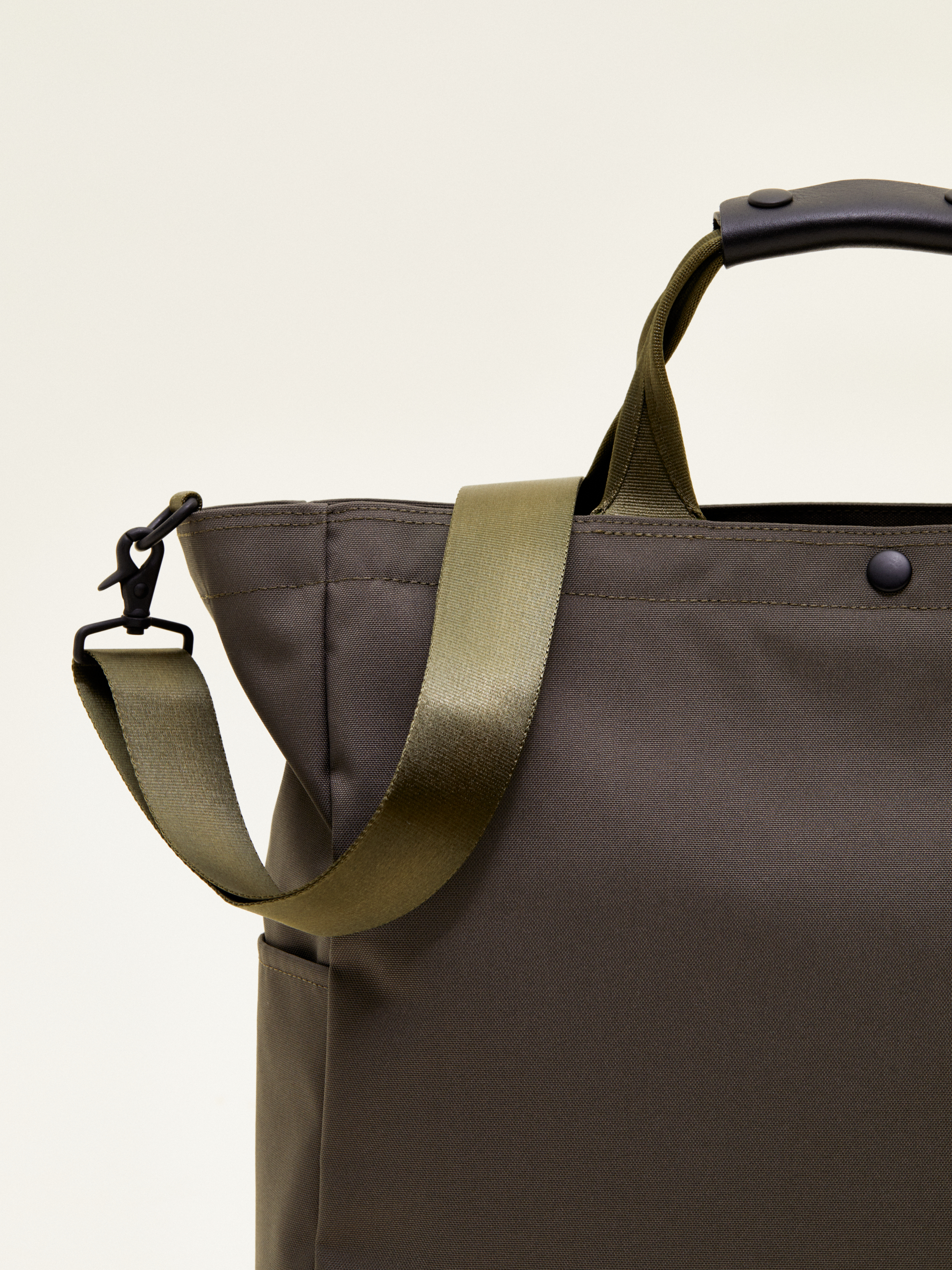 Zip tote with pouch - Bags | Totes - Shop - Monocle