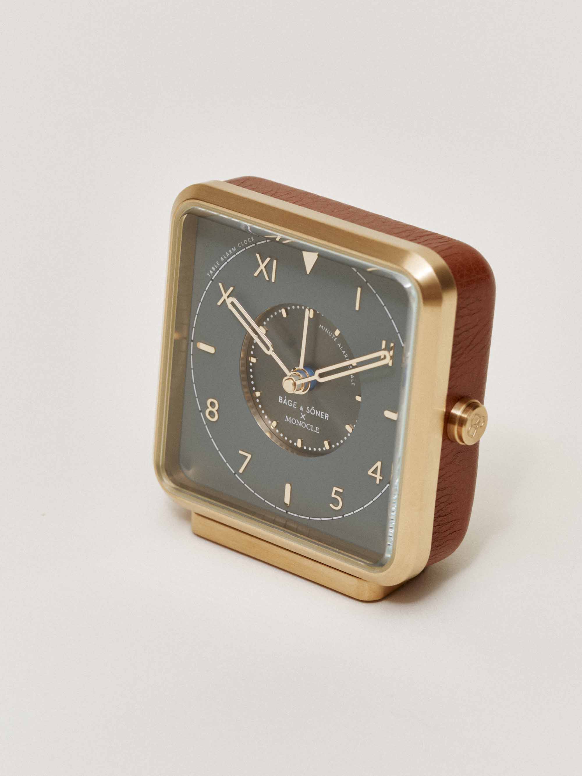 California dial alarm clock - Homeware - Shop - Monocle