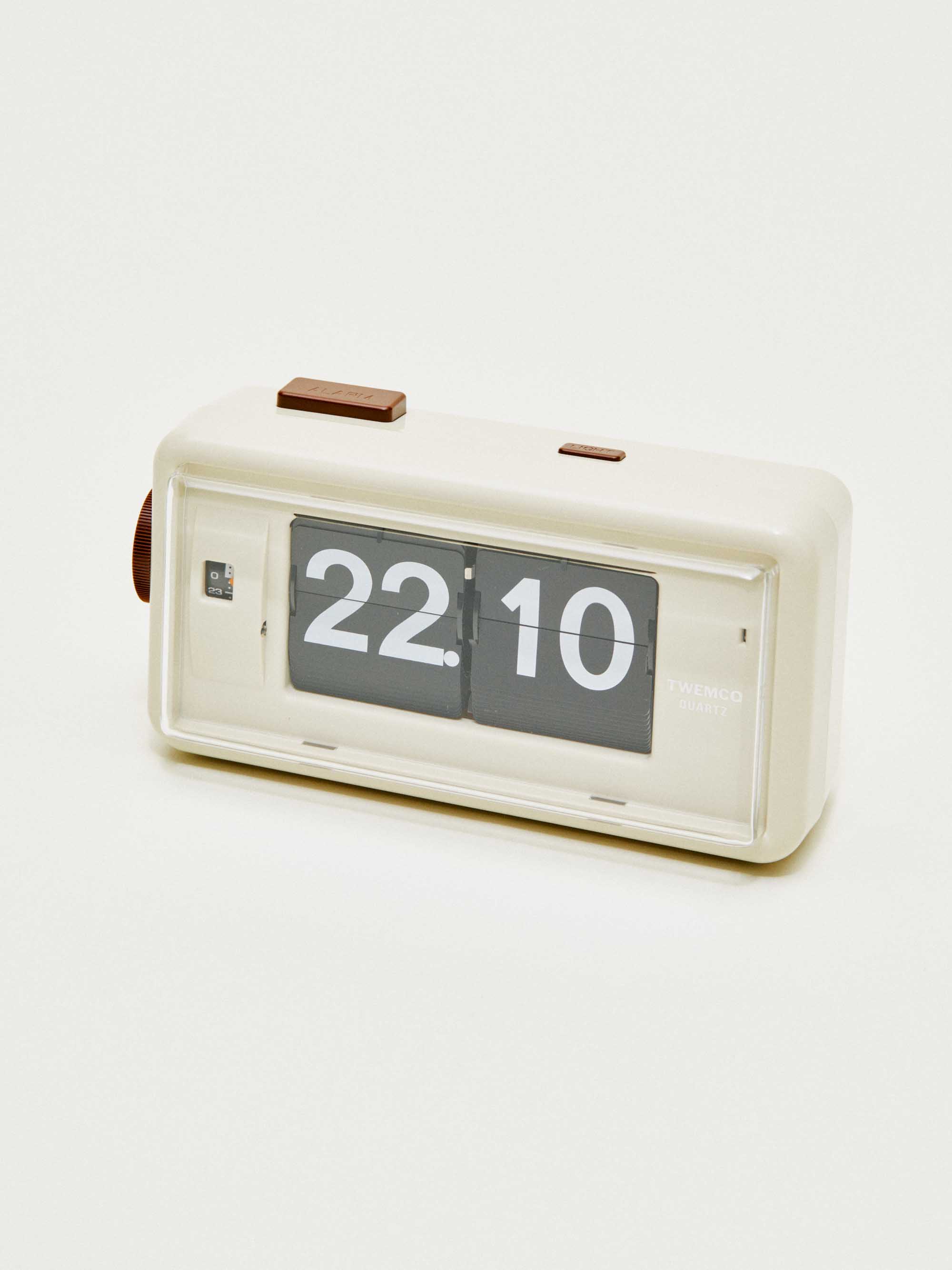 AL30 alarm flip clock - Homeware - Shop - Monocle