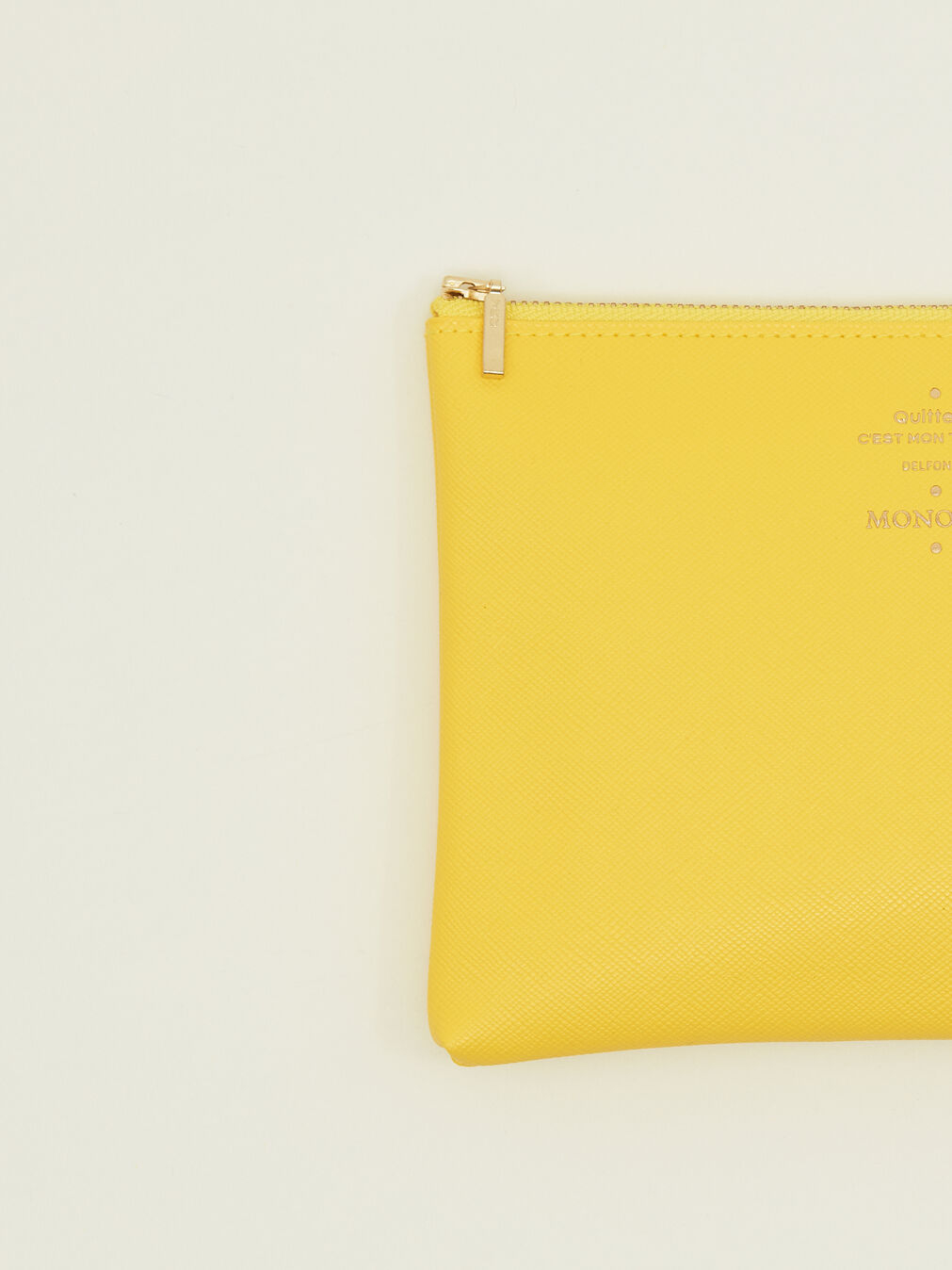 Medium zip case - Bags - Shop - Monocle