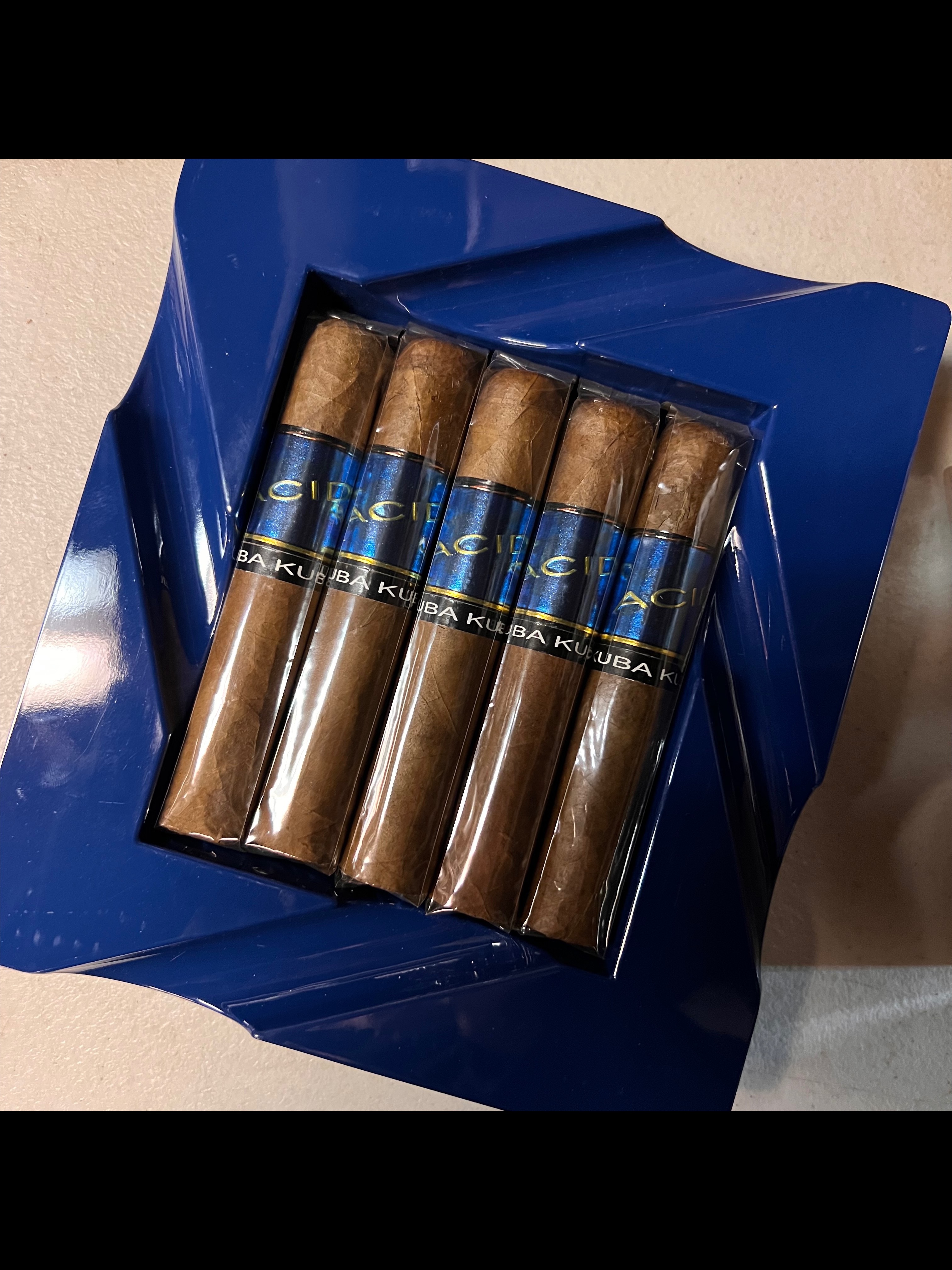 Drew Estate Acid Kuba Kuba 10 count sampler with ashtray - Home Drew Estate Acid Kuba Kuba 10 count sampler with ashtray - Home